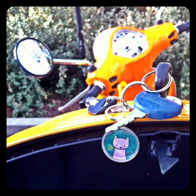 Modern Vespa : Show me your Vespa Keys