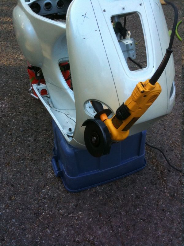 Modern Vespa : Can I cutdown this ET4 by Amerivespa?